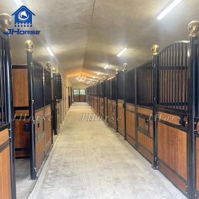 China 사전 제조 된 모듈형 맞춤형 크기 말 기숙사 앞 패널 목창 창문과 함께 말 기숙사 for sale