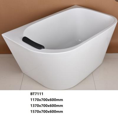 Cina Vasche d'angolo acriliche indipendenti della Jacuzzi per l'hotel/bagno della famiglia usati in vendita