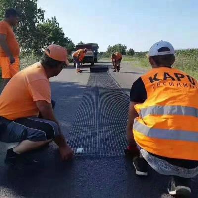 Cina Griglia di rete di fibra di basalto ad alta resistenza La scelta definitiva per la costruzione di autostrade in vendita