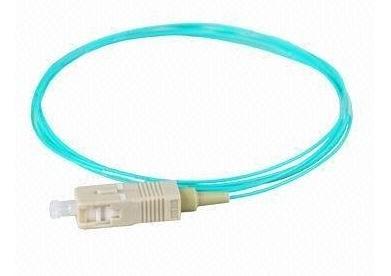 Cina Multi treccia a fibra ottica 0.9mm di modo OM3 0.3dB G657 in vendita