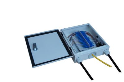 中国 屋外壁に取り付けられた防水ケーブルFTTHの配電箱12F 販売のため