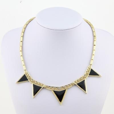 China Ornamentos punkyes del paño del collar del metal de la joyería de la moda en venta