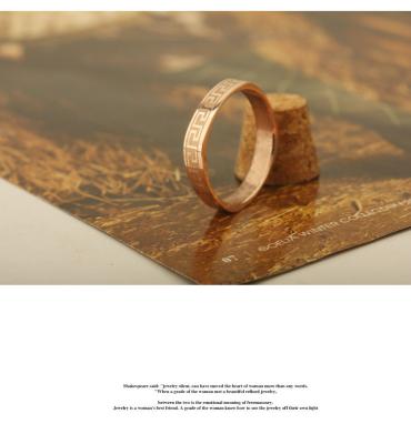 China El chapado en oro color de rosa del anillo de acero titanium de la joyería de las mujeres de la moda congriega los anillos cuadrados del anillo en venta