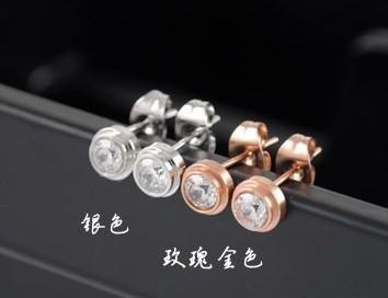 China Oro color de rosa del acero titanium de la joyería de las mujeres de la moda plateado con el pendiente del perno prisionero del diamante en venta