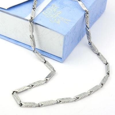 China Forme a hombres la joyería los hombres del collar del acero inoxidable longitud de las cadenas los 55cm final superior en venta