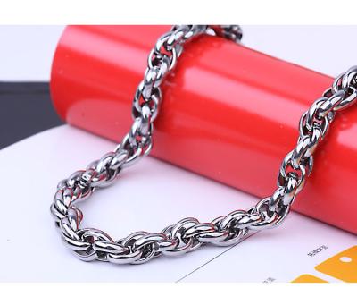 China Forme a hombres la joyería collar del acero inoxidable los hombres gruesos longitud de las cadenas los 57cm final superior en venta