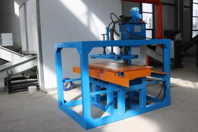 Chine Fabrique de recyclage de cellules solaires de taille personnalisable en aluminium avec une pression de 1 à 2 T à vendre