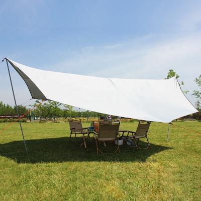 Chine Disque de camping en polyester recouvert d'argent 210T pour la protection solaire et UV 50 à vendre