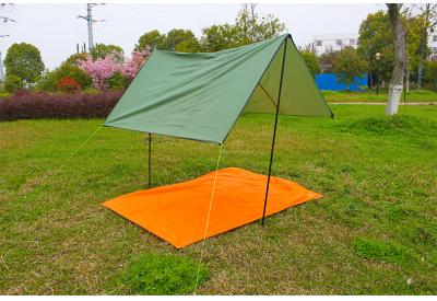 Chine Accessoires de camping ultra légers Tapis de camping extérieur 210D Oxford à vendre