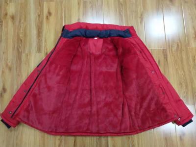 Cina Cappotto imbottito signore di inverno del rivestimento riempito cotone delle donne con Hood Red in vendita