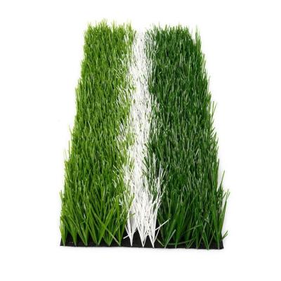 Cina China Manufacturer New Product Artificial Turf Grass Synthetic Artificial Grass For Football Pitch in vendita