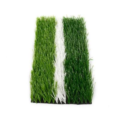 Cina China Design Wholesale Grass Carpet Artificial Outdoor Artificial Turf Grass Football Grass For Landscaping in vendita
