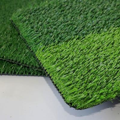 Cina Artificial Grass Football Field Garden Soccer Sports Playground Sports Floor Field Artificial Grass in vendita
