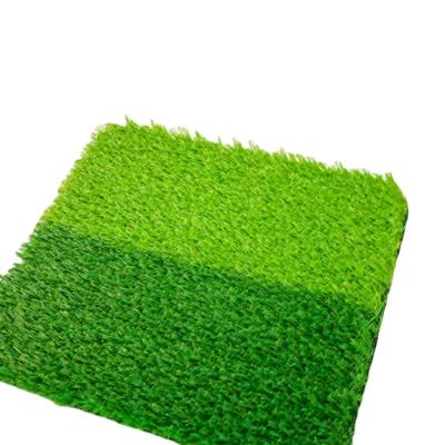 Cina 20mm Football Unfilled Grass Artificial Flooring Soccer Artificial Grass Turf Garden Artificial Grass For Landscaping in vendita