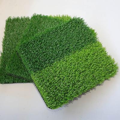 Cina Factory Direct Supply Cheap Price Carpet Green Synthetic Faux Grass Realistic Artificial Grass 2cm Football Mat in vendita