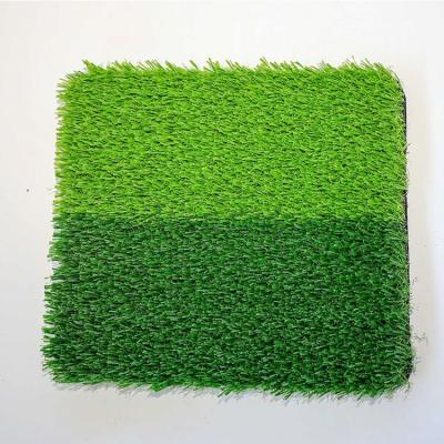 Cina China Manufacturer Direct Wholesale Unfilled Football Pitch Outdoor Artificial Grass Turf 20mm Flooring Football Field in vendita