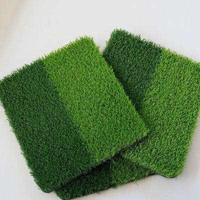 Cina New Arrival Best Prices Grass Green Synthetic Lawn Outdoor Football Turf Pe Artificial Grass Carpet For Sports Flooring in vendita