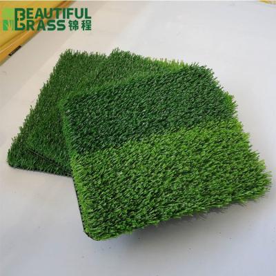 Cina China Design Wholesale Professional Football Artificial Grass Dark Green 25mm Artificial Unfilled Football Grass Price in vendita