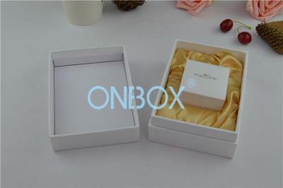 China Papel branco ajustado caixas de empacotamento da especialidade da joia luxuosa branca para o anel, colar, brinco à venda