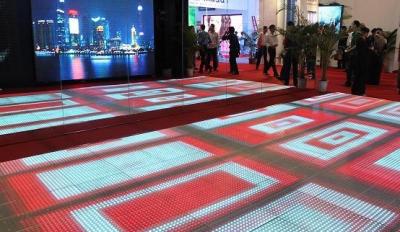 Cina Il Rgb durevole principale accende Dance Floor per il passo 6.25mm di nozze/fase/club in vendita