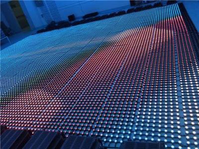 Cina Setaccio a maglie trasparente del LED, luminosità dello schermo flessibile della tenda del LED alta in vendita