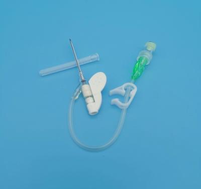 중국 18G 나비 IV형 캐뉼러 버릴 수 있는 외과적 고취 수혈을 녹색으로 만드세요 판매용
