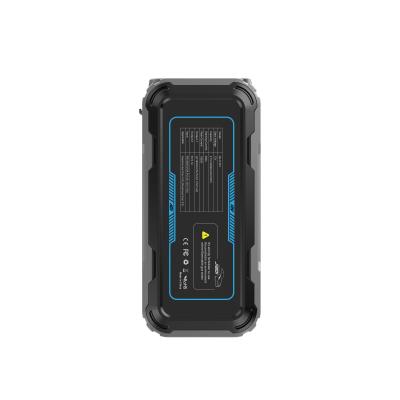 Cina Auto piccole 12W Total Output Portatile Multifunzione Batteria di auto Power Bank con torcia in vendita