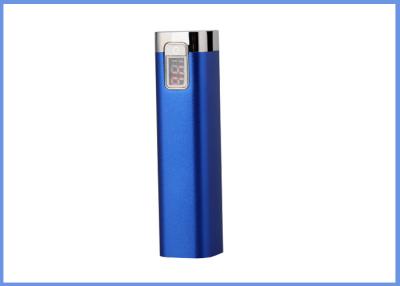 Cina la Banca portatile 2600mAh di potere del rossetto della metropolitana di 5V 1A con il visualizzatore digitale in vendita