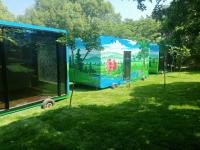 中国 注文のプレハブの折り畳み式の容器の家Puサンドイッチ パネルのモジュラー鋼鉄構造 販売のため