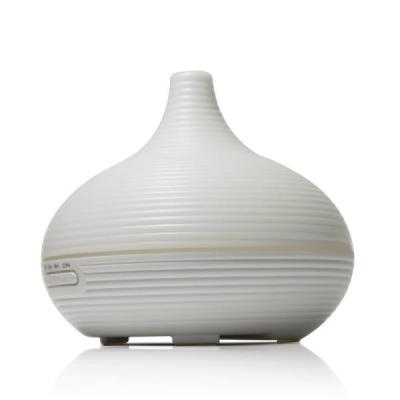 Cina Umidificatore ultrasonico bianco del diffusore basso liscio dell'aroma per olio essenziale in vendita