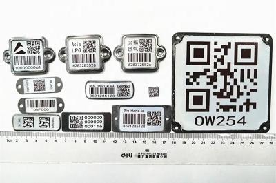 Cina Resistenza UV dell'etichetta metal-ceramica del codice a barre SS304 per l'inseguimento del bene in vendita