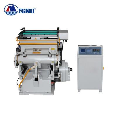 China 5.5KW het hand de Snijmachine van de Type Flatbed Matrijs Hete Stempelen voor Kartondoos Te koop