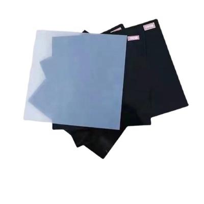Cina Geomembrana in HDPE da 0,5 mm a 1 mm con standard ASTM GRI-GM13 in vendita