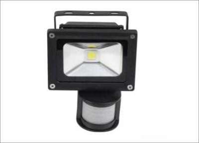 China Las luces de inundación exteriores del sensor LED de PIR patentaron diseño del accesorio y llevaron tecnología del paquete en venta