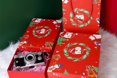 Cina Scatola rossa d'imballaggio d'imballaggio su ordinazione di favori dei bambini DIY della borsa del cioccolato di Candy del partito del nuovo anno della scatola di Santa Claus Christmas Gift Box in vendita