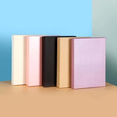 Cina L'assortimento d'imballaggio su ordine del contenitore di regalo ha modellato i contenitori di camicia con i coperchi in vendita