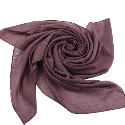 China 2021 Factory Directly Supply Latest Beautiful Design Voile Fabric Jacquard Scarf Dyed Plain Muslim Women Malaysia for sale