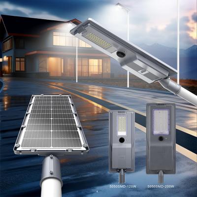 중국 좋은 품질 Ip65 방수 야외 도로 라이트 Smd 다이 캐스팅 알루미늄 400w 600w All in One LED 태양광 거리 라이트 판매용