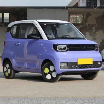 Cina 20kW Maximum Power Electric Wuling Hongguang Mini Car with 6.5 Hours Slow Charge Time in vendita