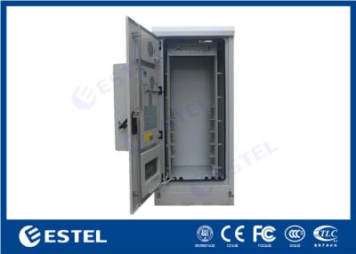 中国 サンドイッチ構造32Uの屋外の電気通信のキャビネットの耐候性があるラック エンクロージャ 販売のため