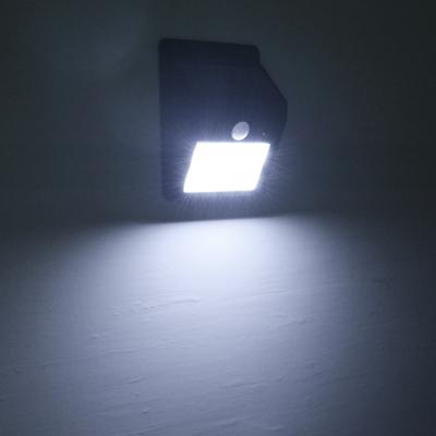 Cina Luce alimentata solare della parete del sensore di moto di PIR LED, luci solari fissate al muro del giardino in vendita