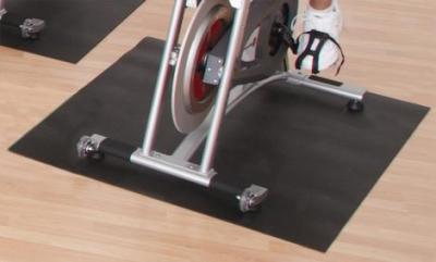 Cina Stuoie resistenti del pavimento di abitudine/slittamento della stuoia dell'istruttore della bici della schiuma del PVC di rotolamento in vendita