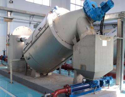 Cina Incavo Pan Disk Filter Wastewater Treatment della macchina di disidratazione dei fanghi della vite di SS316 680kg/H in vendita