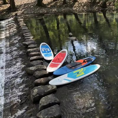 중국 Customized logo rigid plastic serving tubyic alpha aztec chose go plus paddle board clearance. 판매용
