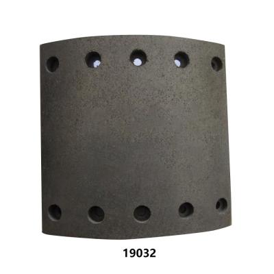 Cina Guarnizioni del freno del camion di Warstein del cardigan di Styler con i ribattini 19032 19033 BC98 BC97 in vendita