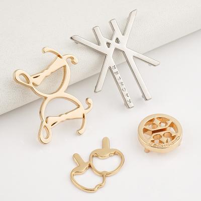 Custom Logo Tags for Purse Gunmetal Bee Logo Metal Label in Gold Animals Shape
