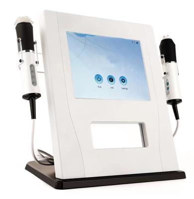 Cina Effective Skin Rejuvenation Oxygen Bubble Machine RF Ultrasonic Dermabrasion Hydro Facial Machine in vendita