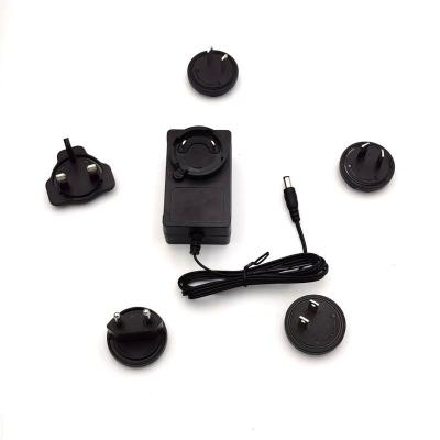 Chine Adaptateurs d'alimentation à découpage pour version de bureau UE Royaume-Uni États-Unis Australie, prises UL Classe 2 3,5 mm 5 V 9 V 12 V 1 A 1,5 A 2 A 2,5 A 3 A 4 A 5 A CA CC 100 % PC à vendre