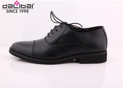 China Sapatas formais de couro originais frescas na moda para trabalhadores do homem do alto executivo à venda