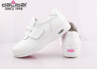 Cina La professione d'infermiera degli uomini casuali professionali di acclamazione ostruisce l'altezza medica del tallone delle scarpe dell'uniforme in vendita